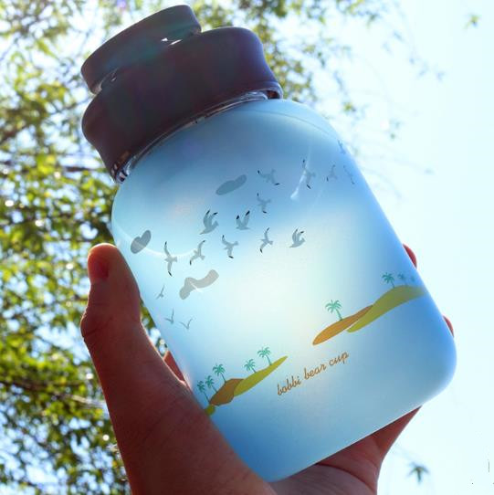 Color changing large-capacity glass bottle | Water Bottle Manufacturers